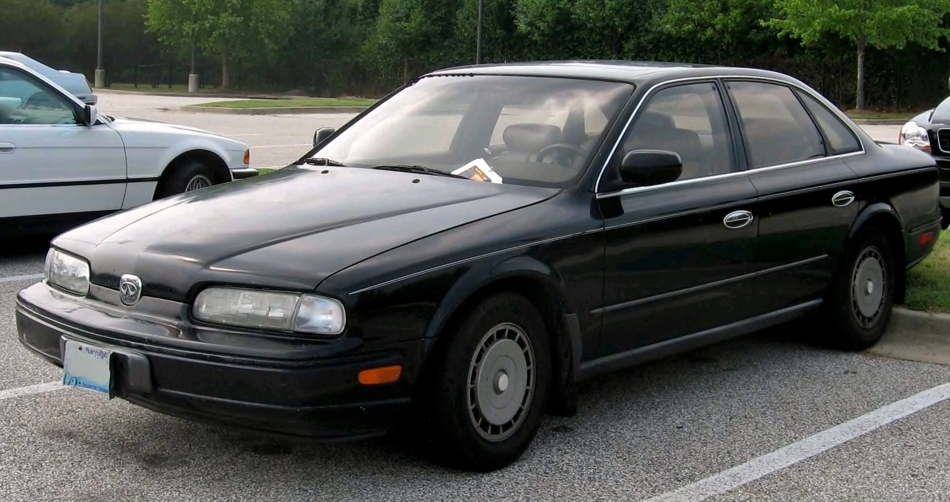 Infiniti Q45 las especificaciones técnicas y el consumo de combustible